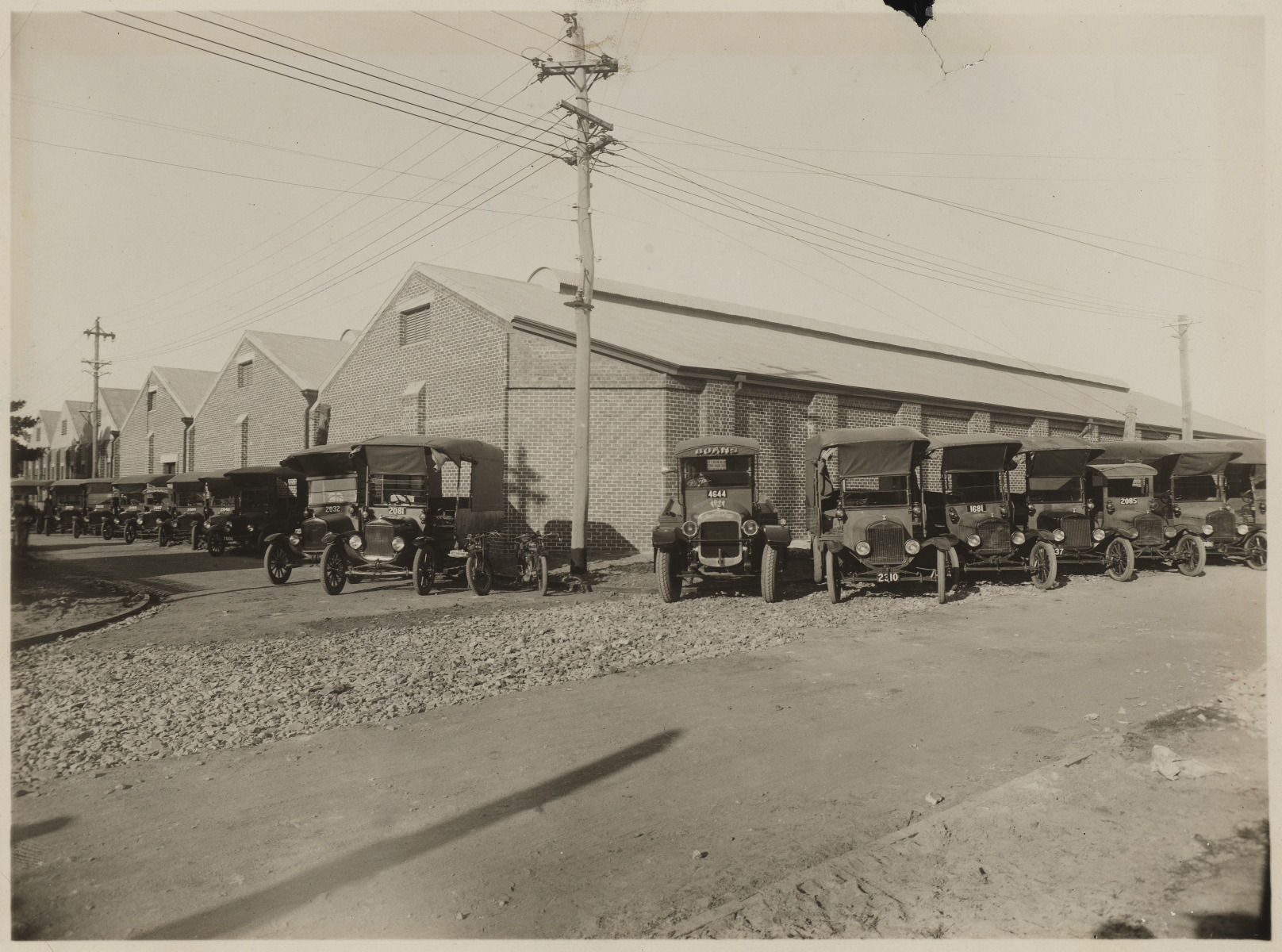 Delivery vehicles at the Boans East Perth warehouse. - JPG 523.1 KB