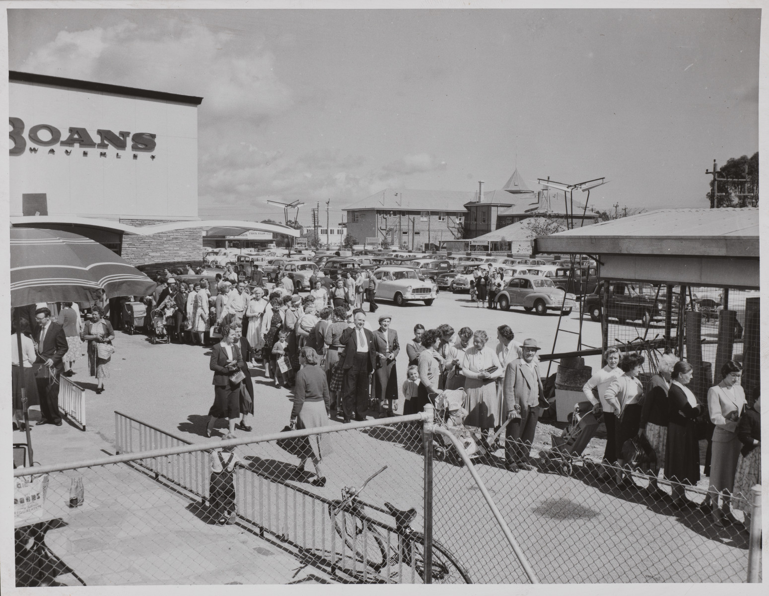Opening of the Boans Waverley department store, Cannington, 25 ...