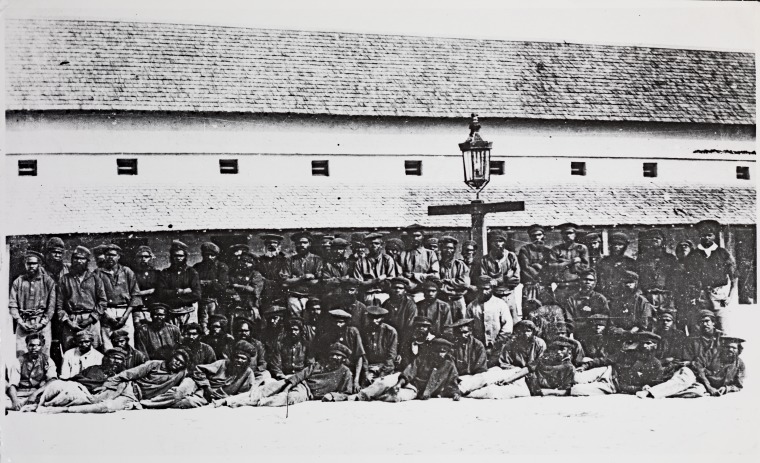 Aboriginal prisoners, Rottnest - JPG 137.7 KB