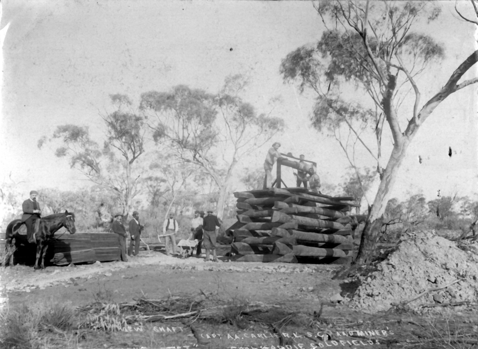 Lady Forrest gold mine, Cue [picture] - JPG 368.9 KB