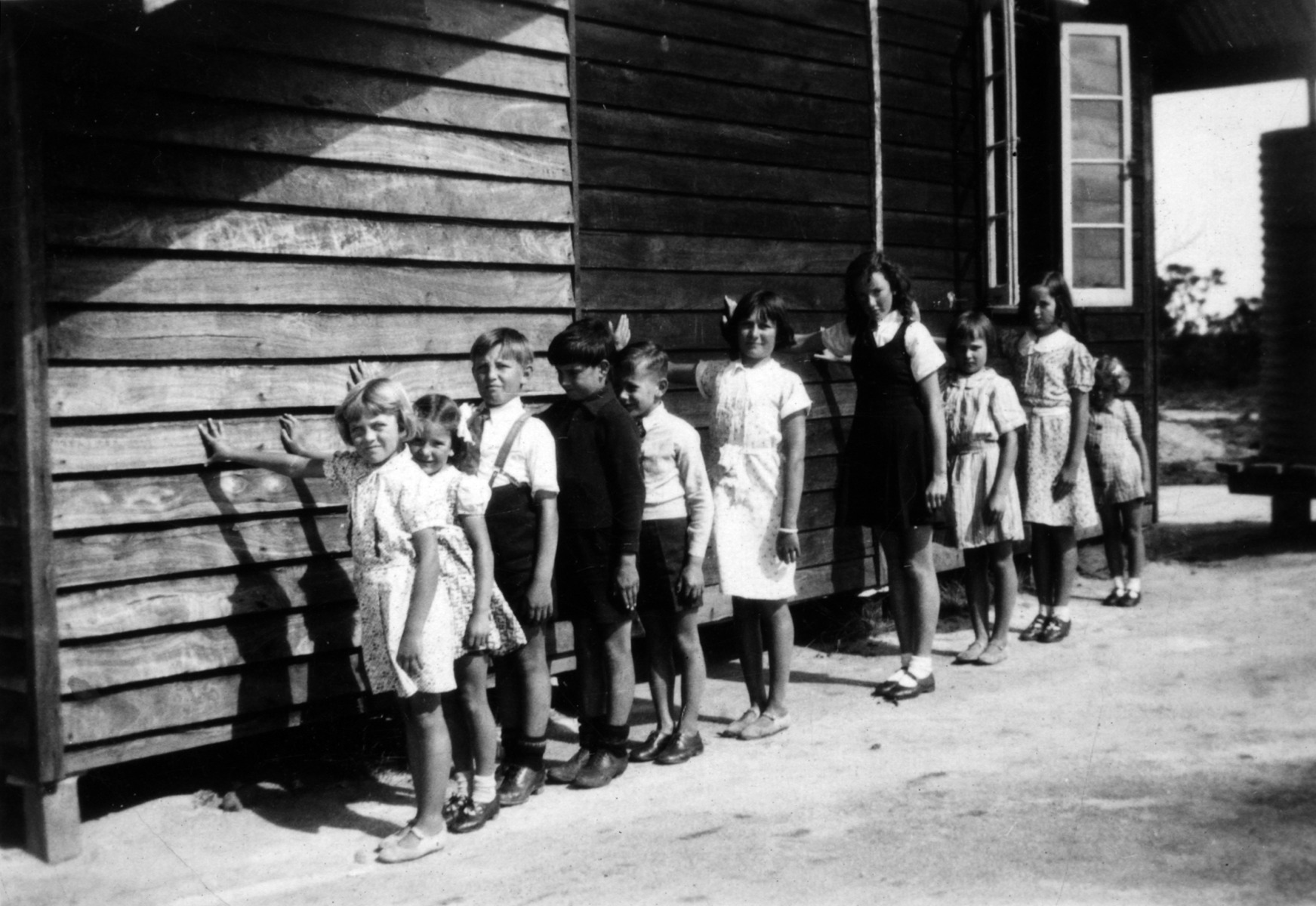 Fifield Farm School, Broomehill [picture] - JPG 385.1 KB