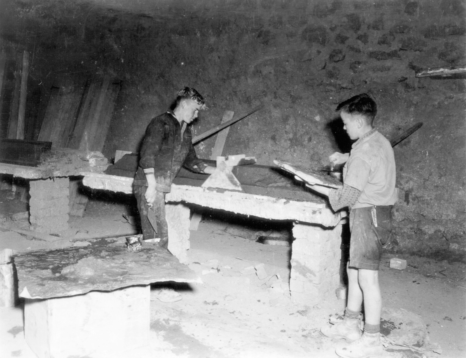 Boys at Bindoon Boys Town [picture] - JPG 396.9 KB