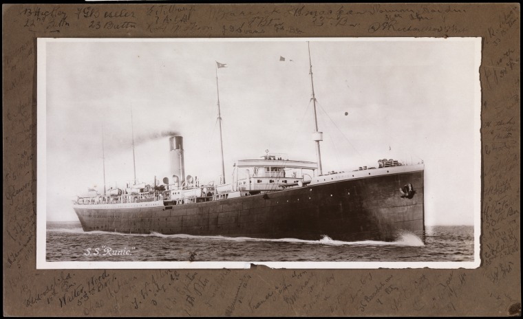 S.S. Runic returning troops from WWI - JPG 84.8 KB