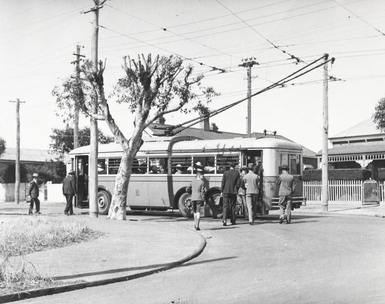 Passengers board a trolley bus in Havelock Street, West Perth. - JPG ...