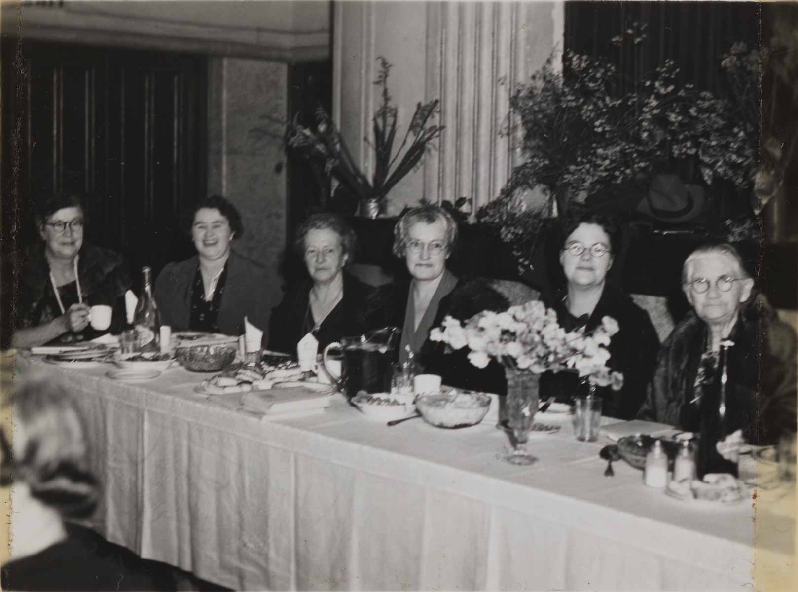 Women's Service Guild Silver Jubilee dinner at the Perth Town Hall ...