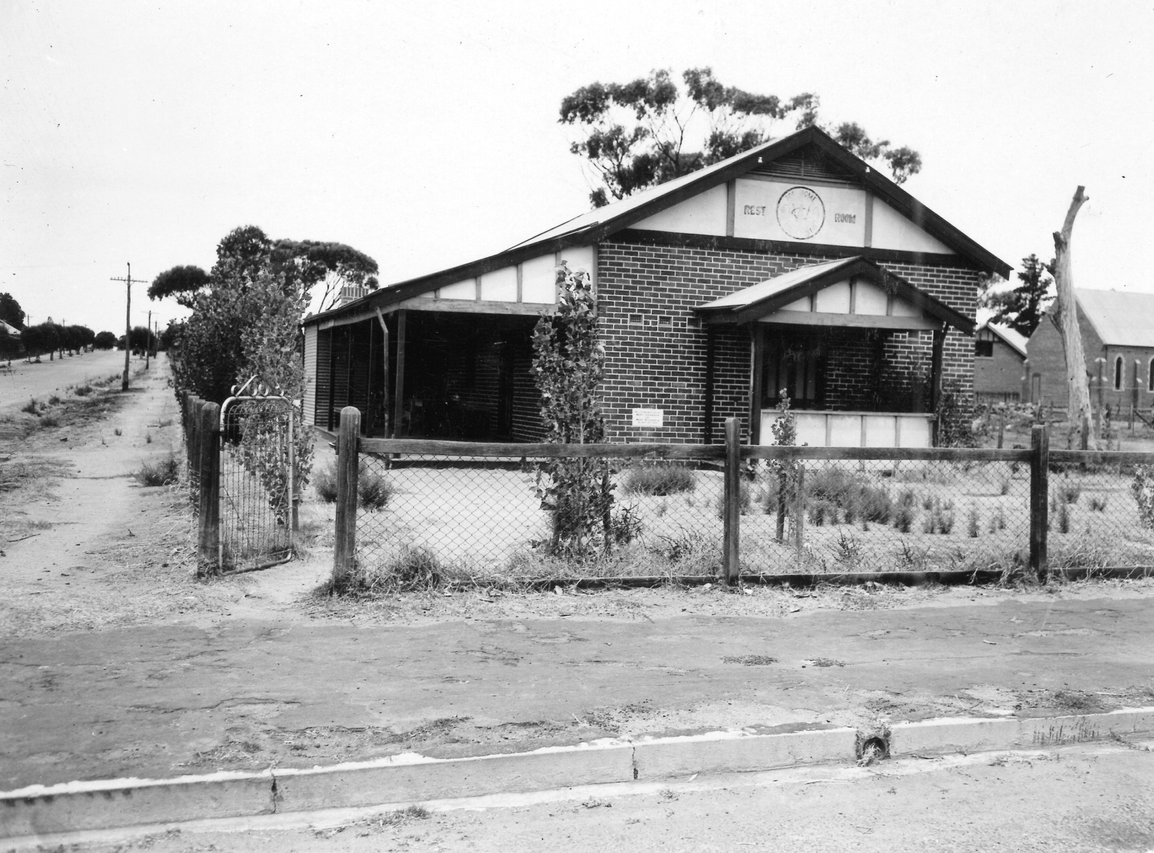 CWA restrooms, Beverley [picture] - JPG 525.6 KB