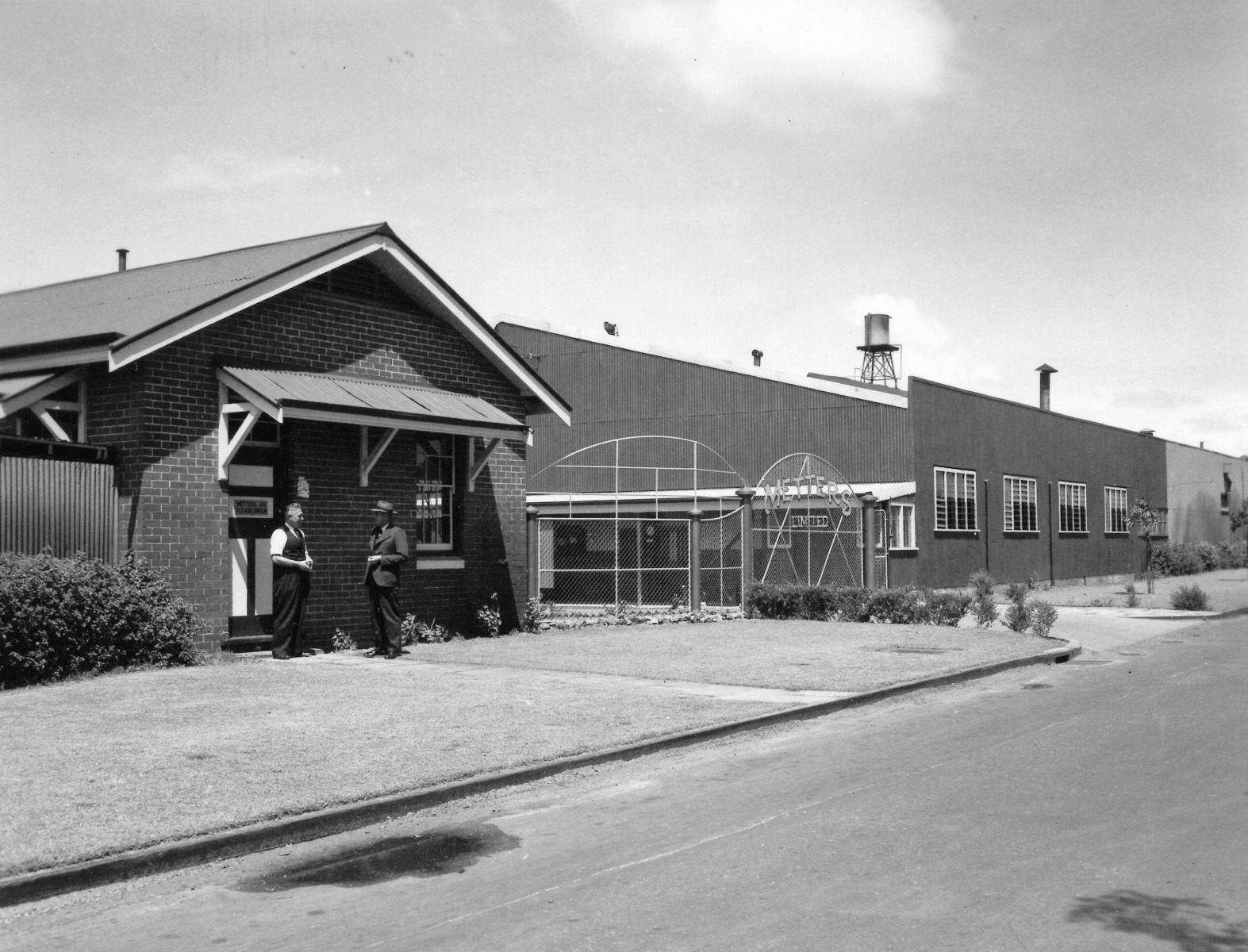 Metters factory and foundry, West Perth [picture] - JPG 416.3 KB