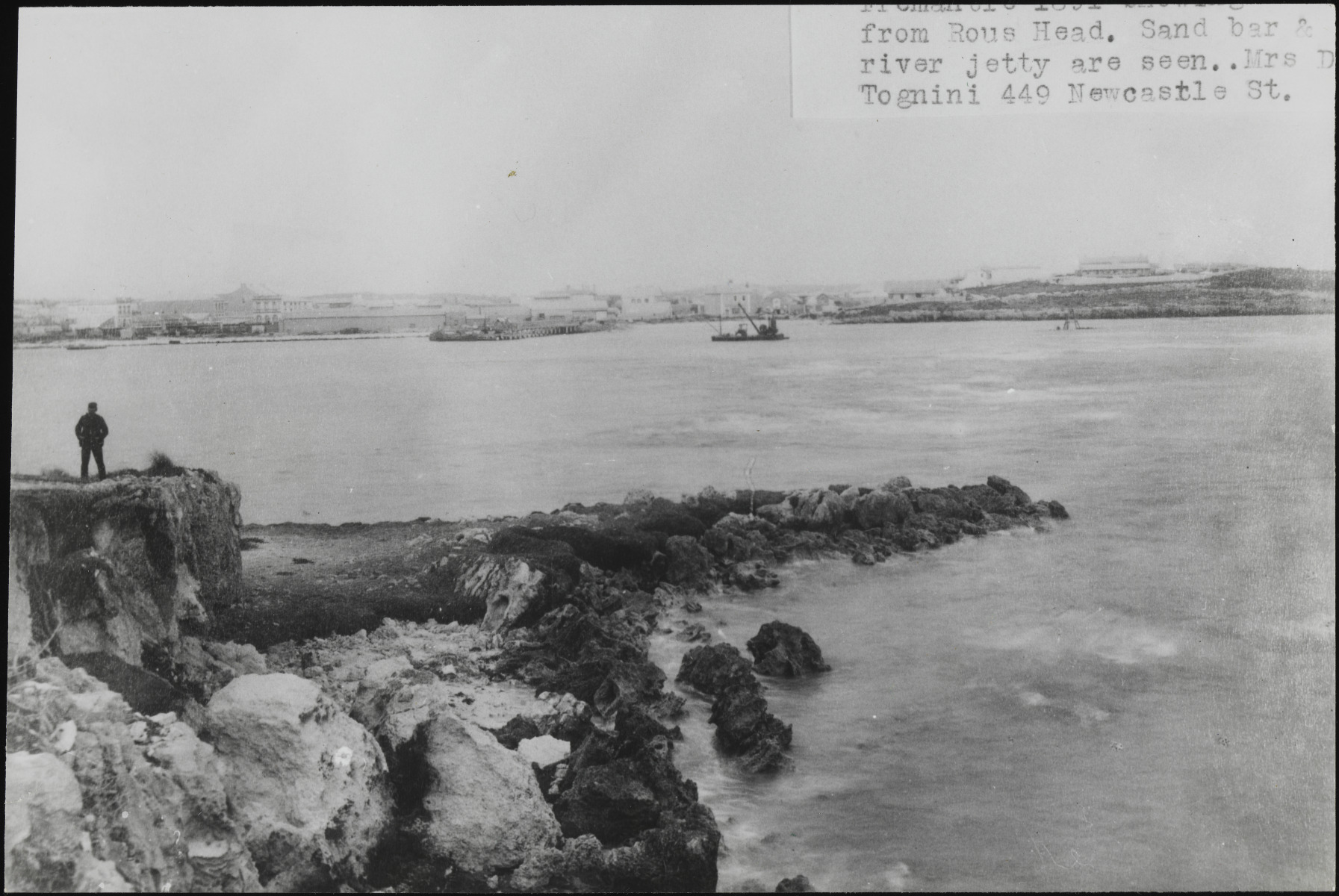 Fremantle, from Rous Head. Site of new breakwater - JPG 445.5 KB