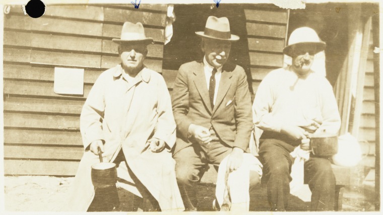 John Hardwick, Charles Diamond and Charles Battye. - JPG 82.2 KB