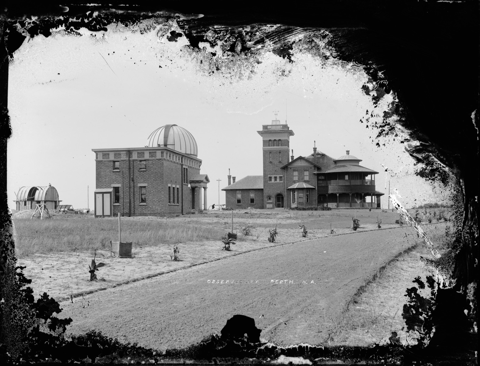 Observatory, Perth, W.A. - JPG 550.5 KB