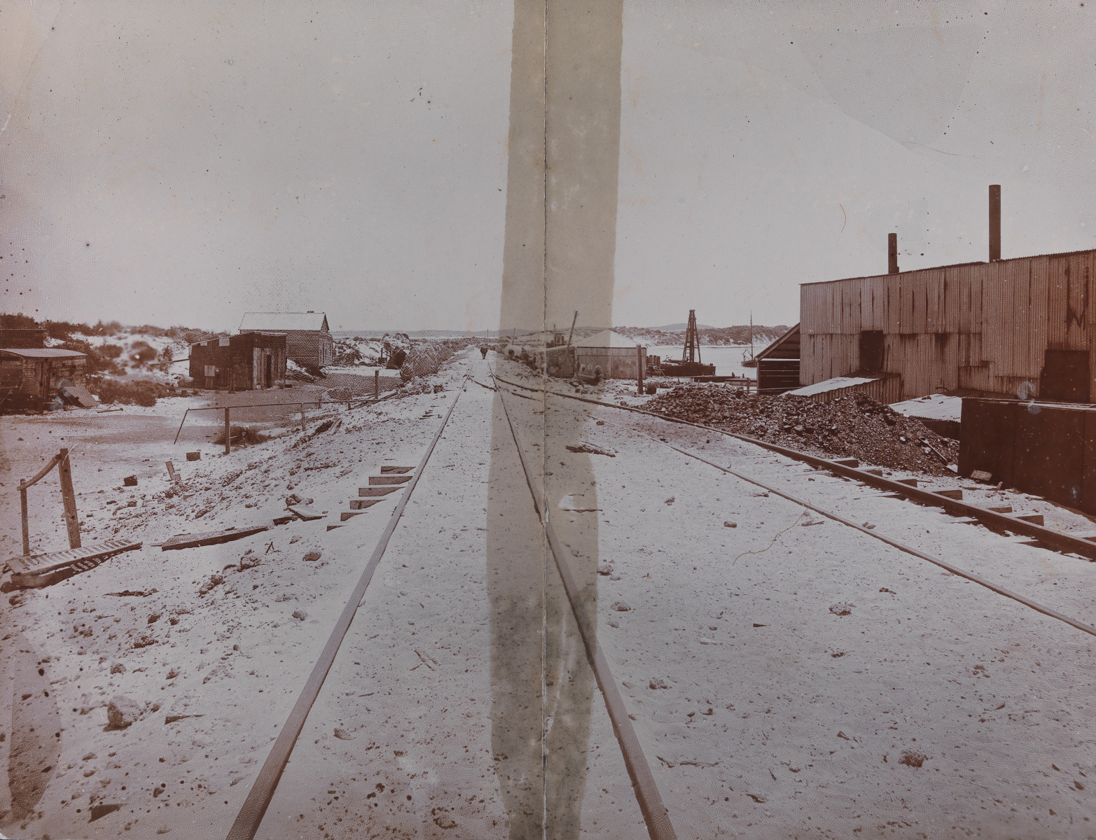 Rous Head, site of present North Wharf, Fremantle. - JPG 658.1 KB