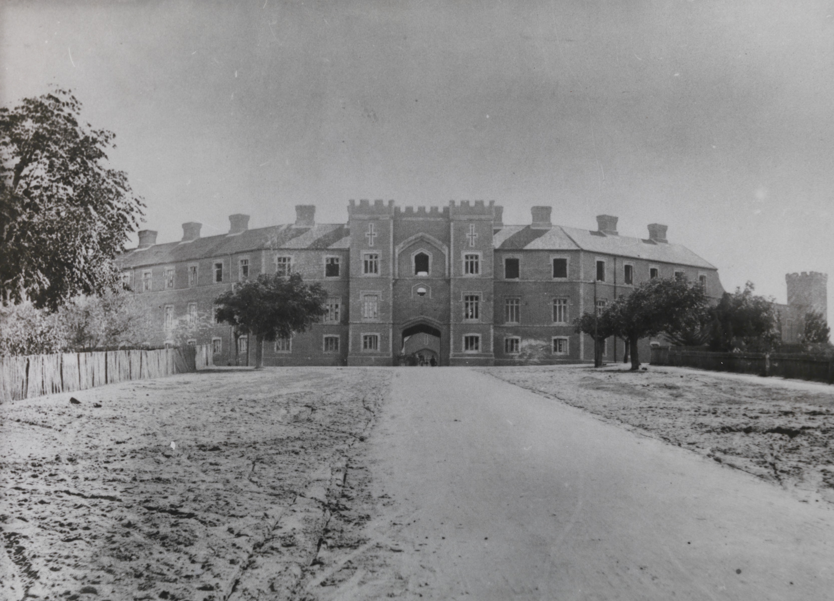Pensioner Barracks, Perth. - JPG 452.2 KB