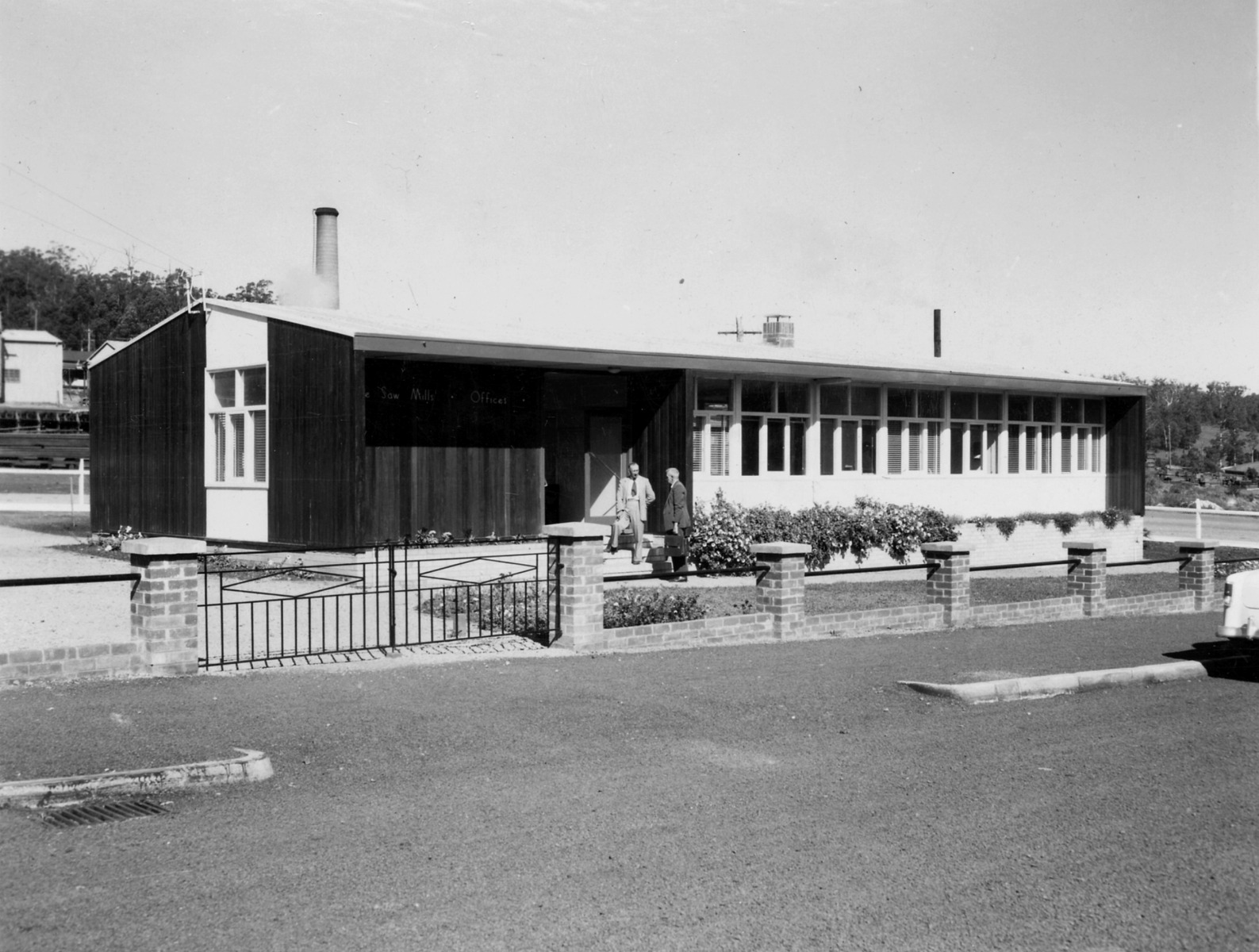 State Saw Mills offices, Pemberton [picture] - JPG 387.5 KB