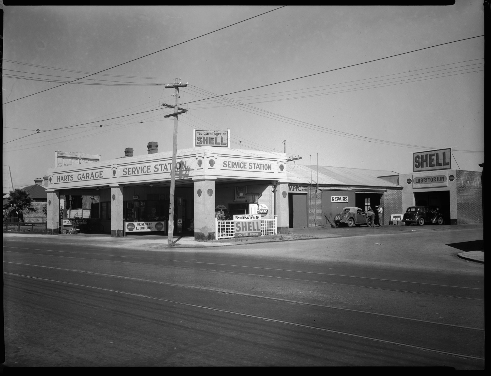 Harts Garage Service Station 91 Canning Hwy East Fremantle - JPG 334.6 KB
