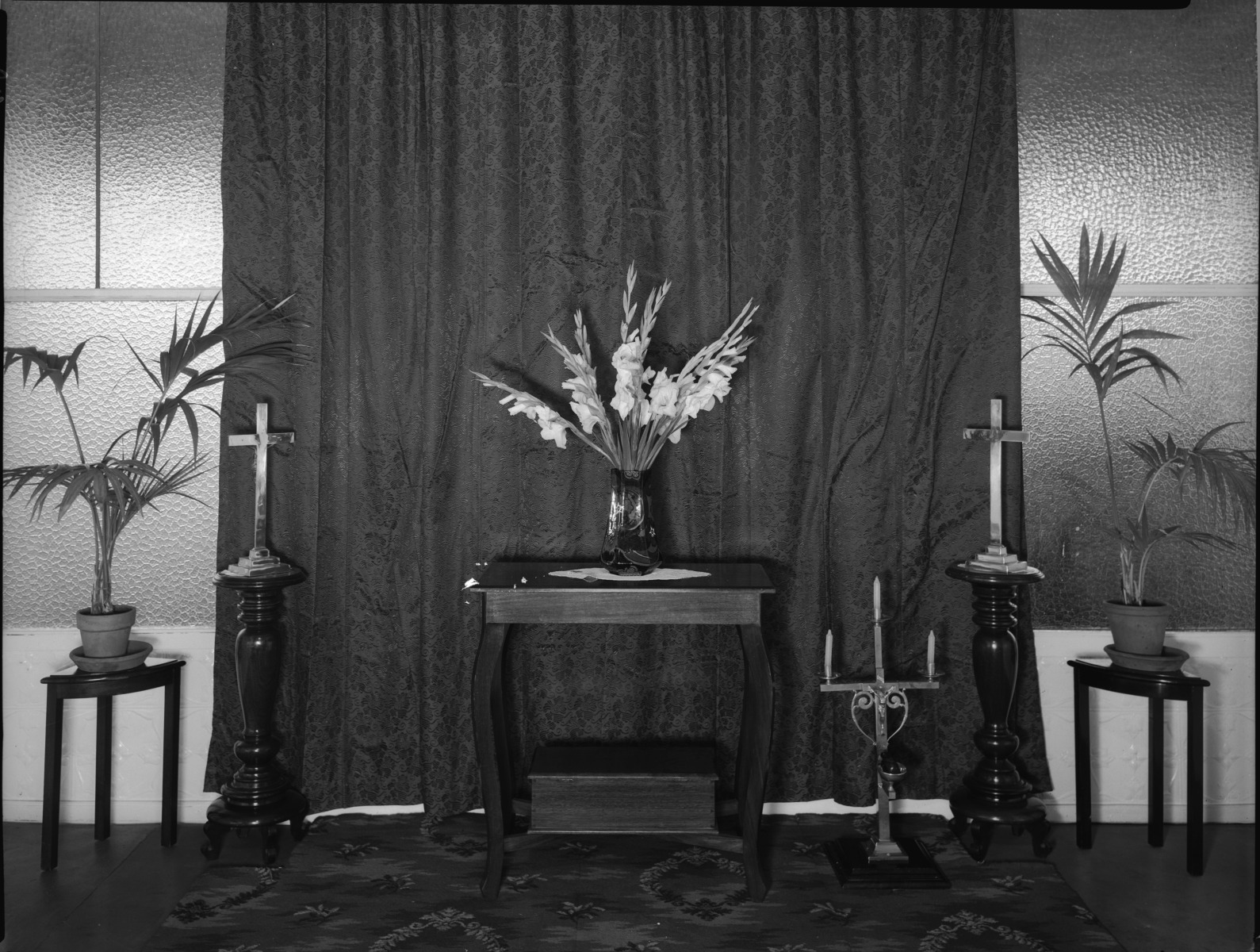 Chapel inside Bowra & O'dea Funeral Directors premises 175 Pier Street ...