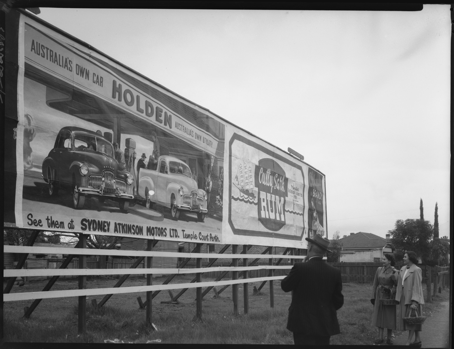 Holden advertisement billboard 'Australia's own car Holden Australia's ...