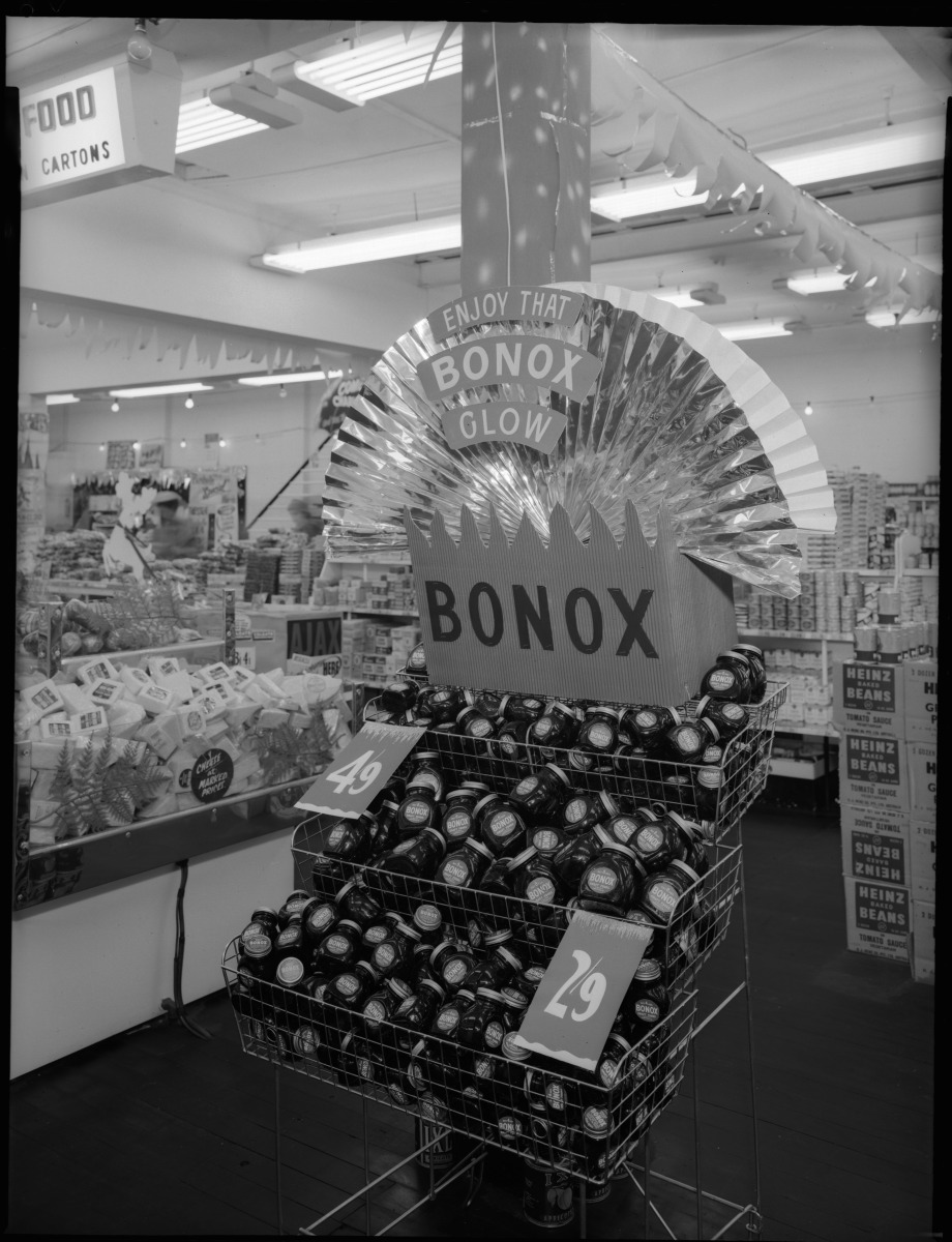 Charlie Carters supermarket - JPG 246.0 KB