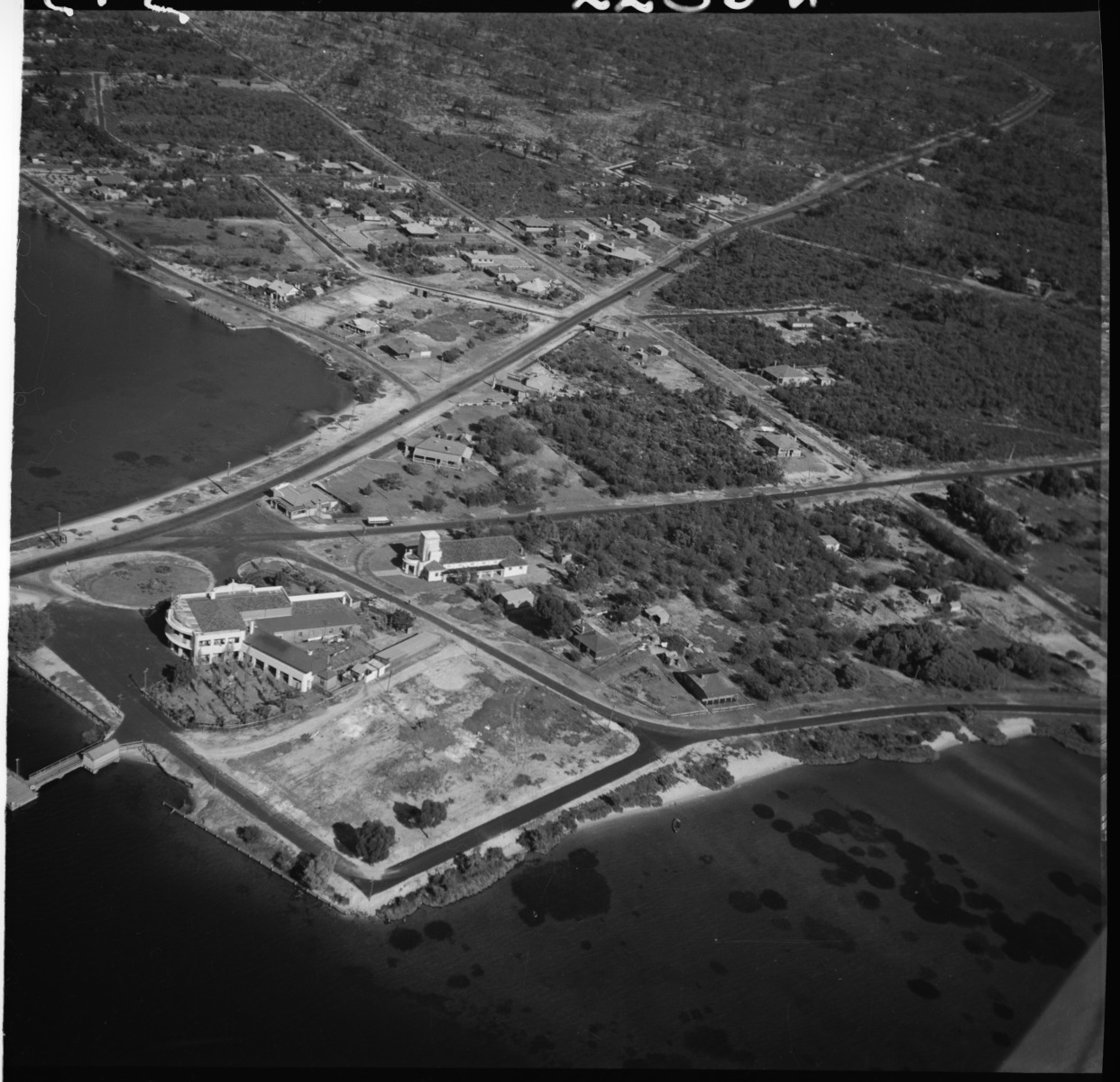 Raffles Hotel, Applecross - JPG 333.9 KB