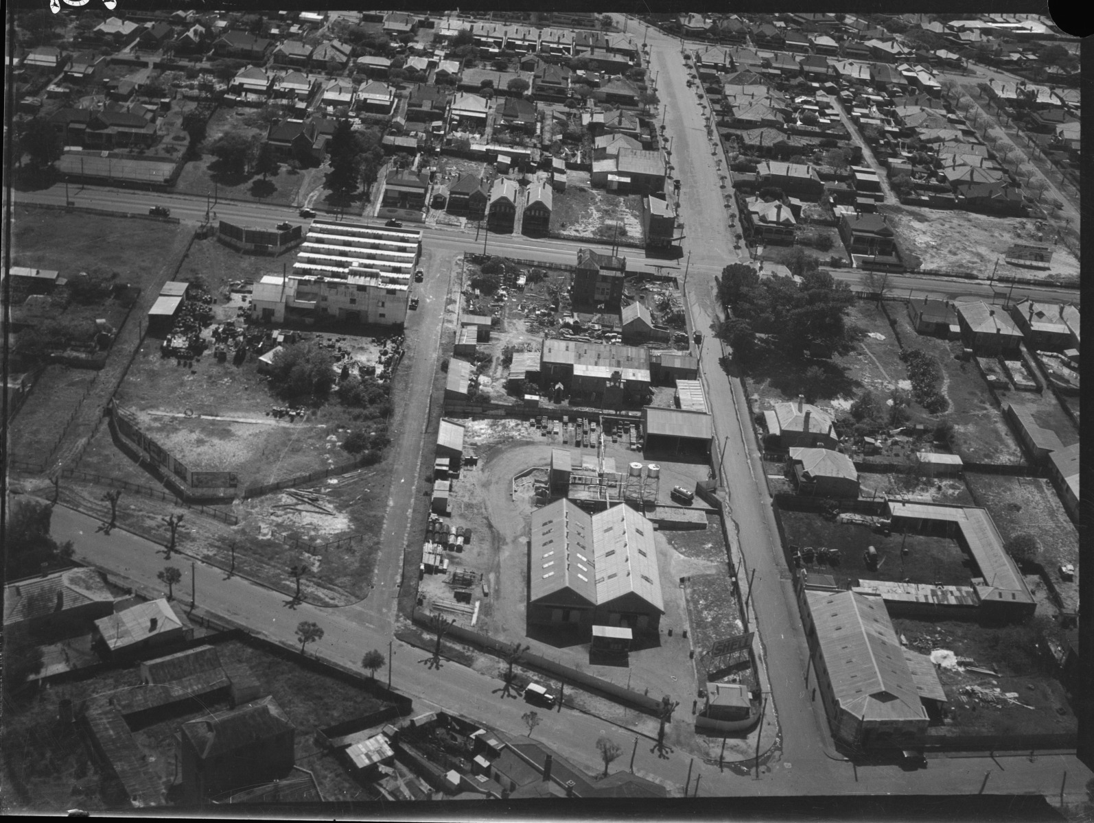 Shell depot, West Perth - JPG 516.8 KB