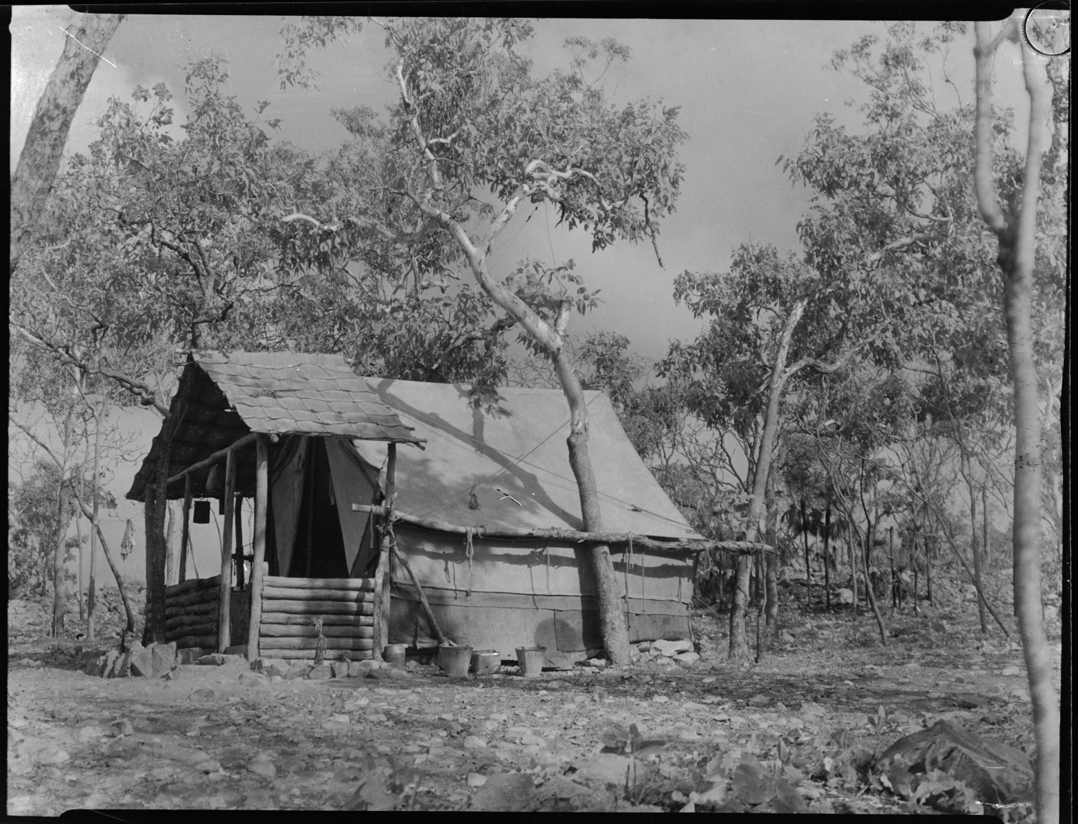 Army camp, Snake Gully - JPG 578.5 KB