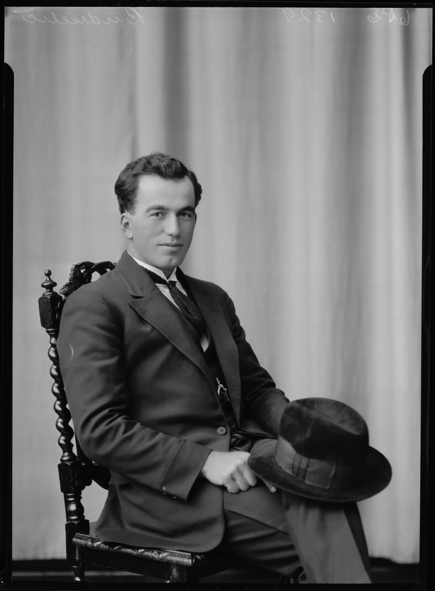 Studio portrait of Mr Budiselic, Kalgoorlie - JPG 136.2 KB