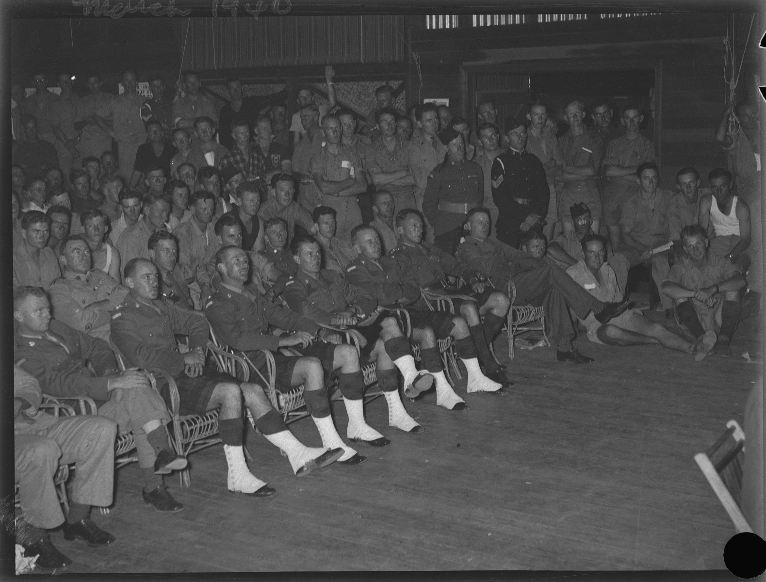 Entertaining the troops, the Metropolitan Gleeman's Choir visited the ...