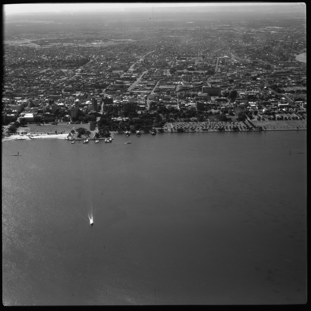 Aerial photographs of the City of Perth and East Perth from South Perth ...