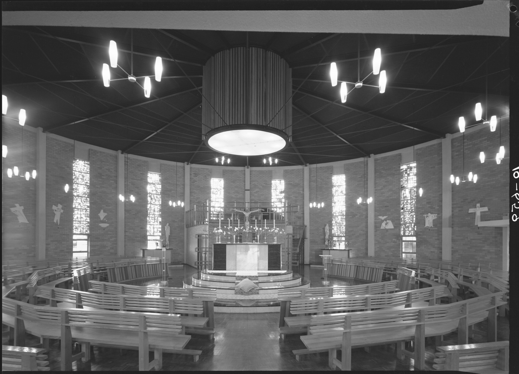 Chapel at Trinity College East Perth[picture] - JPG 368.7 KB