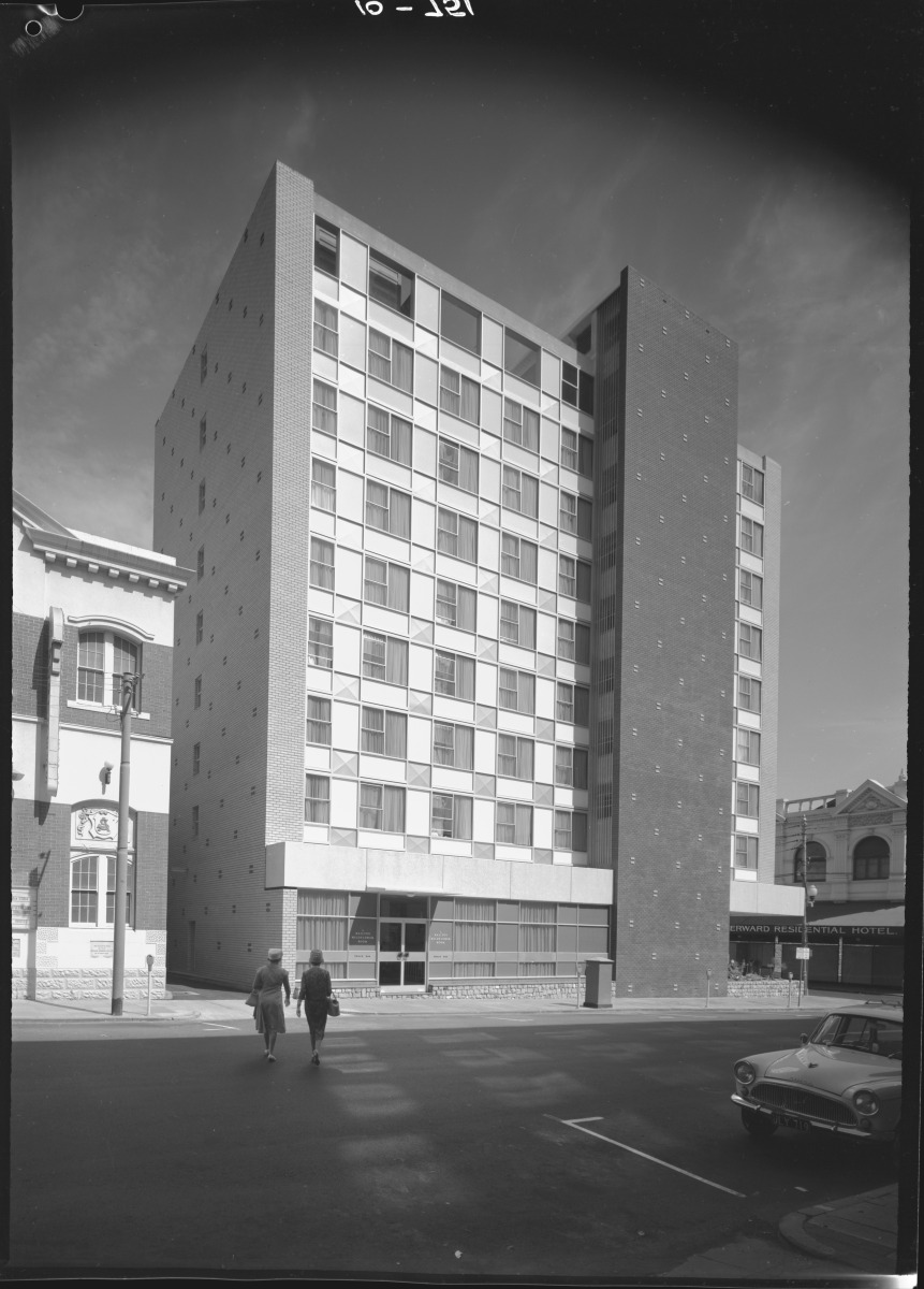 Railton Temperance Hotel 70 Pier Street Perth - JPG 192.0 KB
