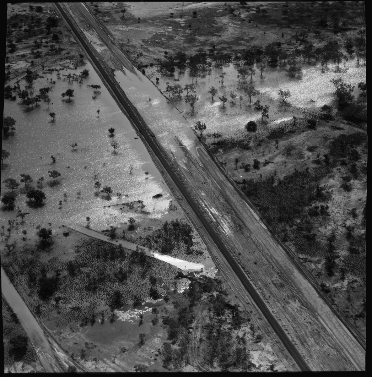 Aerial photographs of the damage caused by Cyclone Shirley to the ...