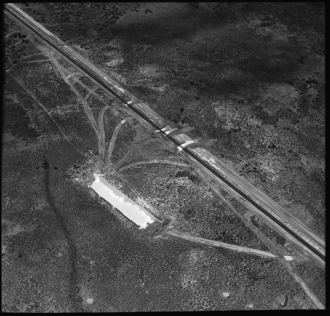 Aerial photographs of the damage caused by Cyclone Shirley to the ...