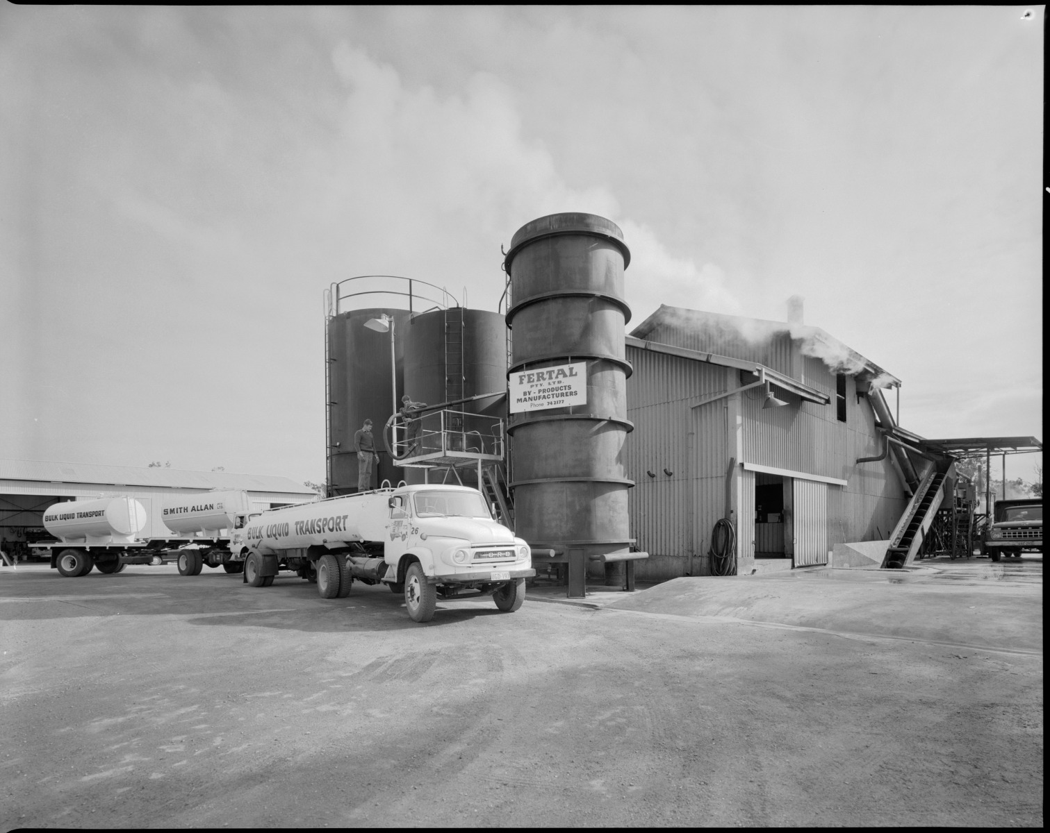 Fertal fertiliser factory at Bushmead - JPG 319.8 KB