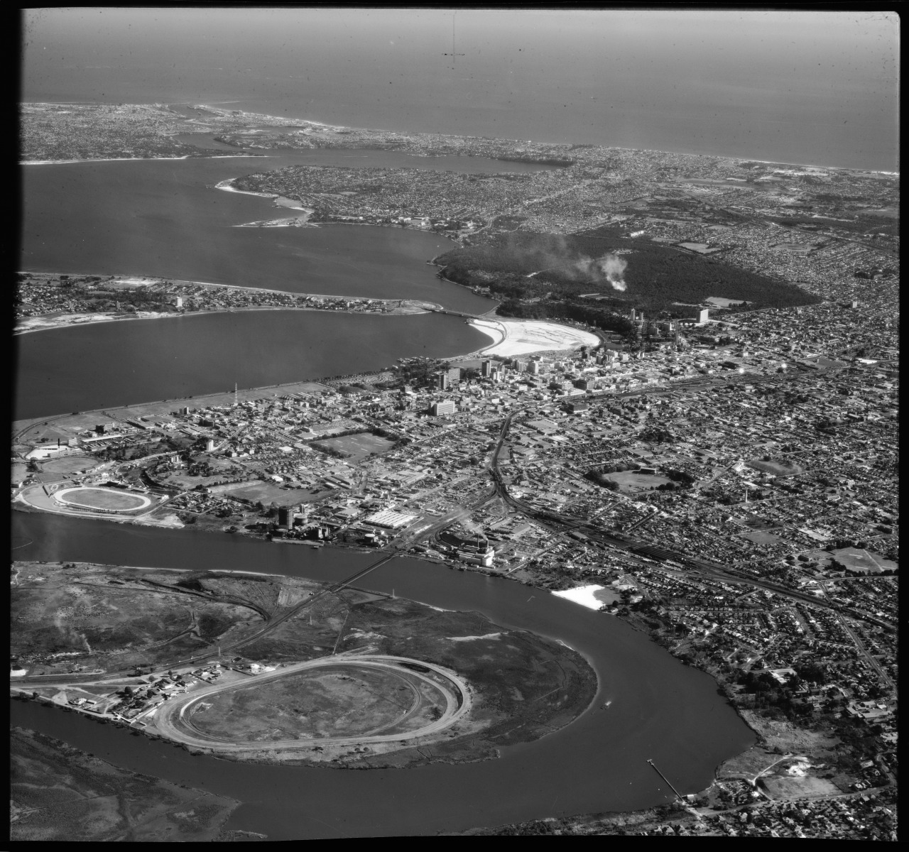 Aerial photograph of the City of Perth and surrounding suburbs 1 July ...