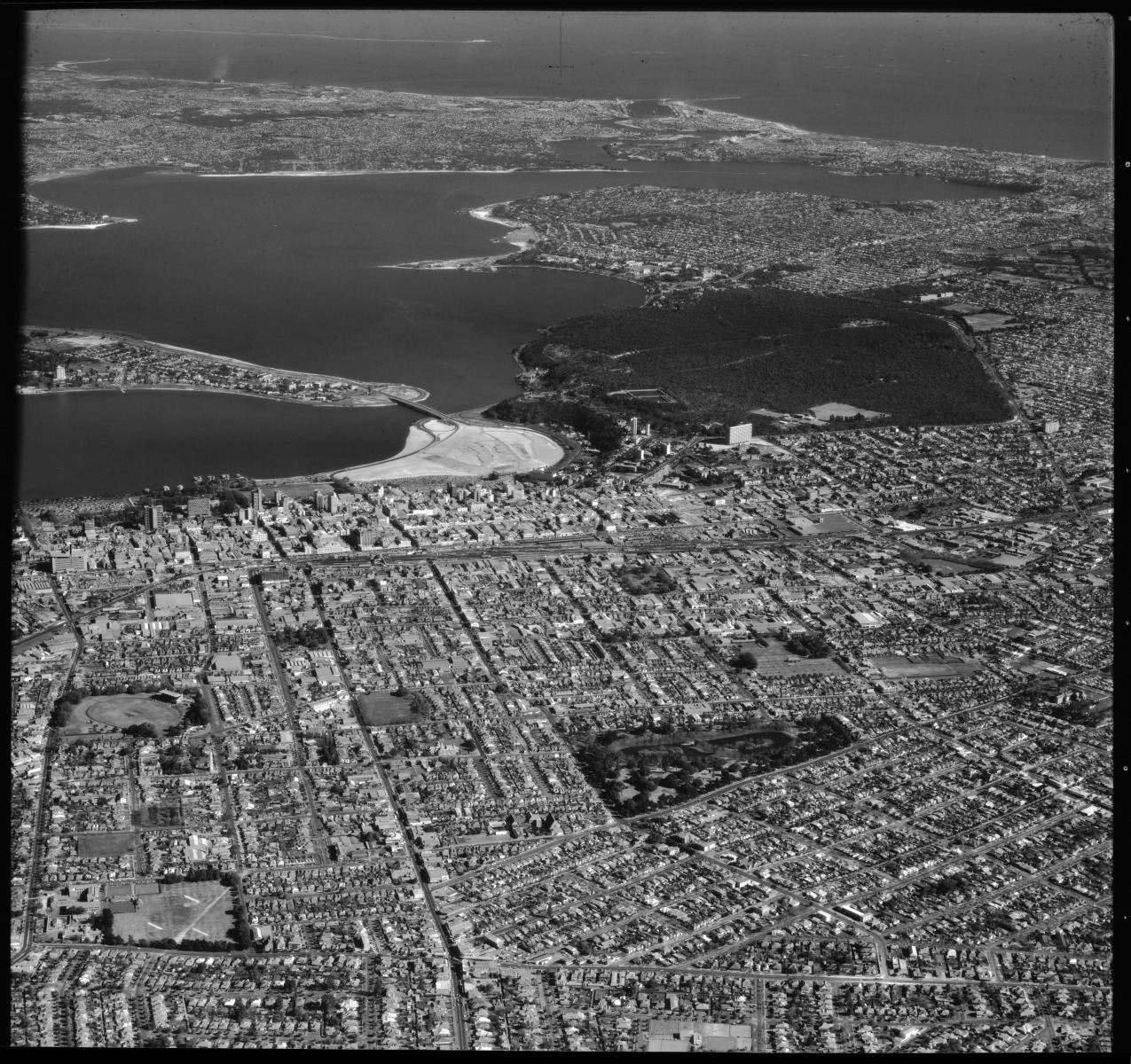 Aerial photograph of the City of Perth and surrounding suburbs 1 July ...