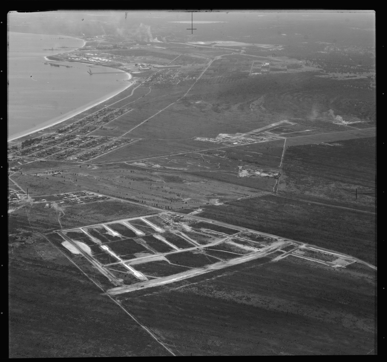 Aerial photograph of Rockingham real estate development bounded by Read ...