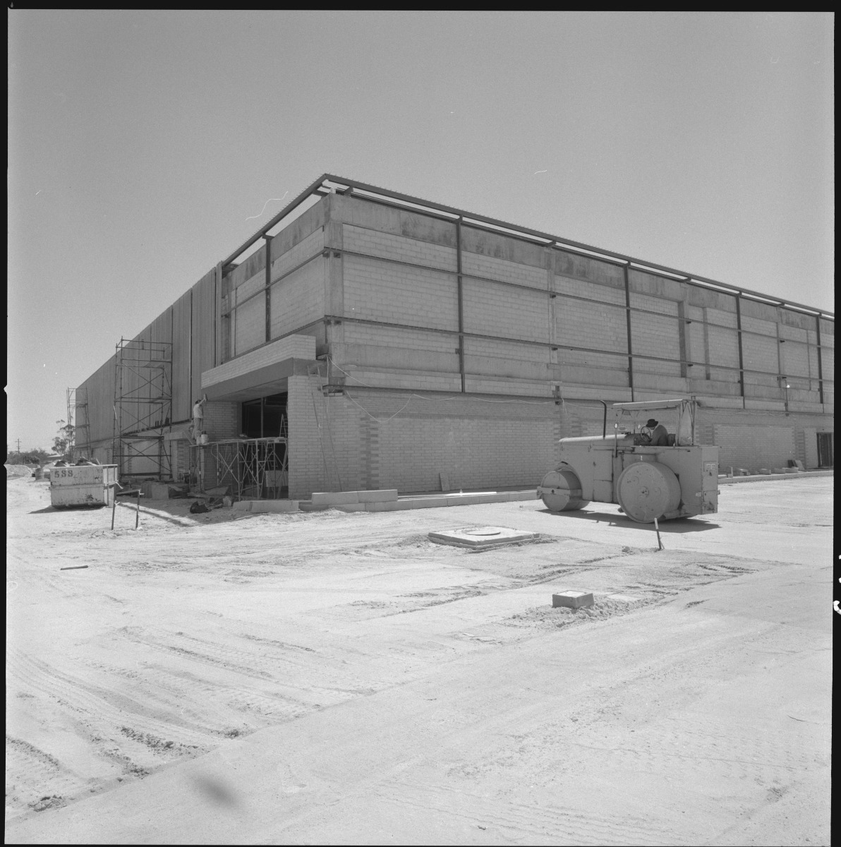 Construction of Carousel Shopping Centre in Cannington Nov. 1971 - JPG ...