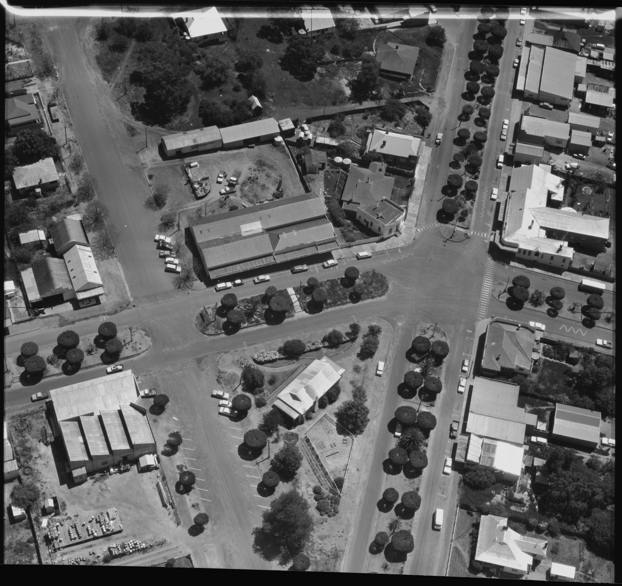 Aerial photograph of Boyup Brook 12 Oct. 1970 - JPG 432.2 KB
