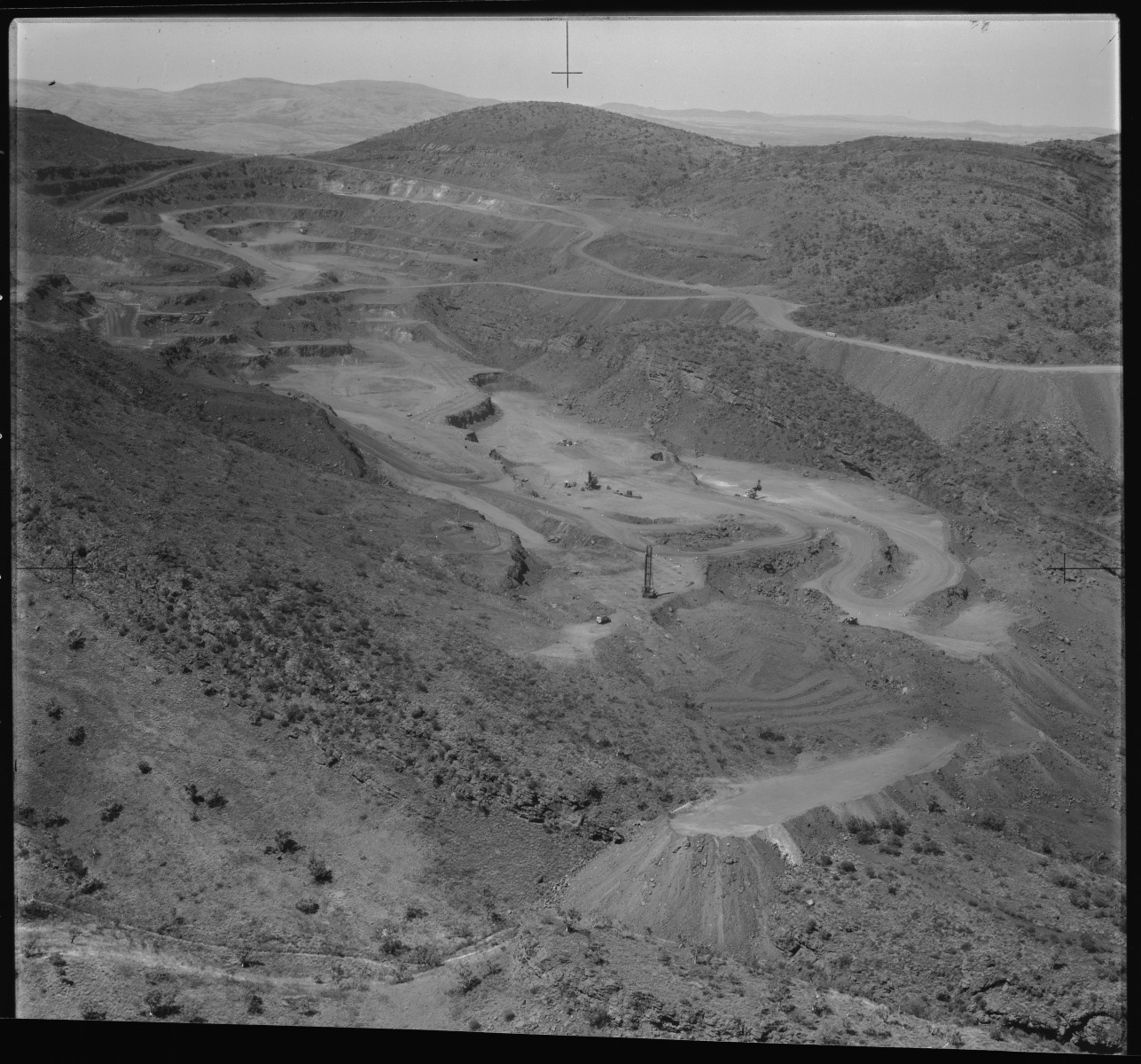 Aerial photographs of the iron mine at Mt Tom Price 15 April 1971 - JPG ...