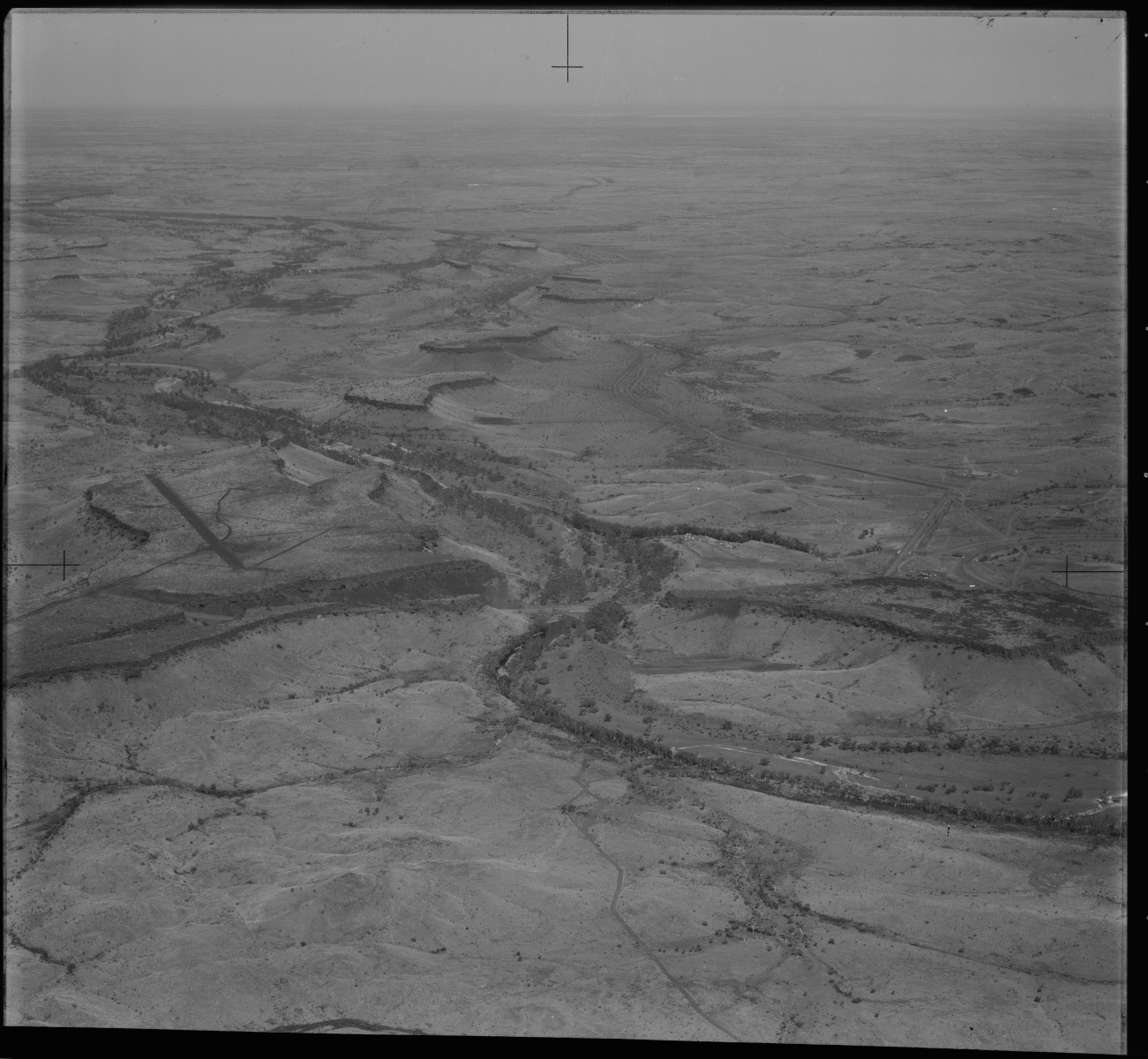 Aerial photographs of Pannawonica iron mine 9 Dec. 1971 - JPG 353.0 KB