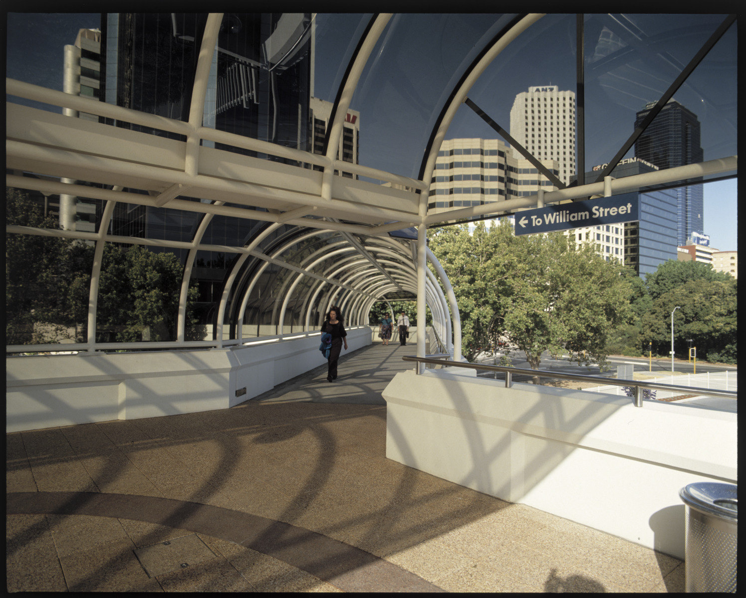 Perth City Busport buildings and walkways - JPG 528.9 KB