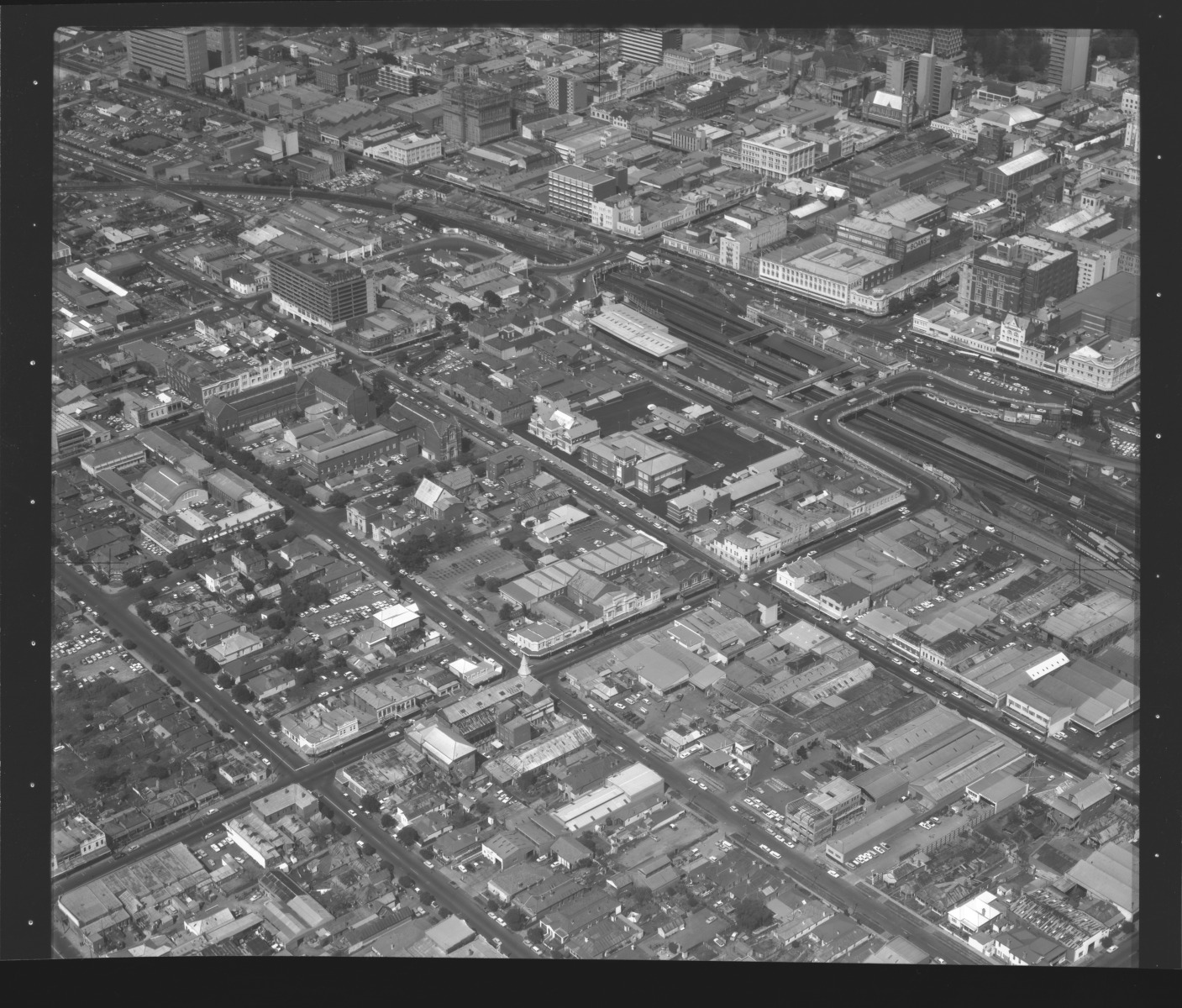 Aerial photographs of the area of Perth bounded by William Francis and ...