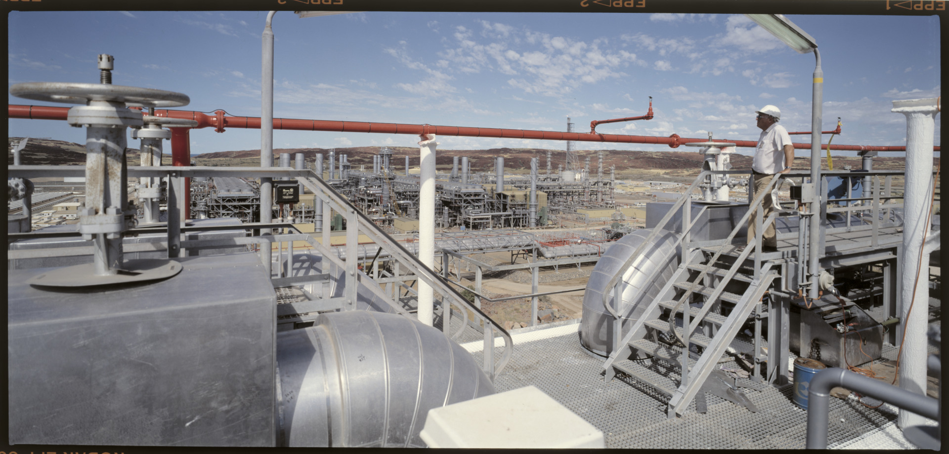 Liquified Natural Gas (LNG) plant on the Burrup Peninsula - JPG 489.6 KB