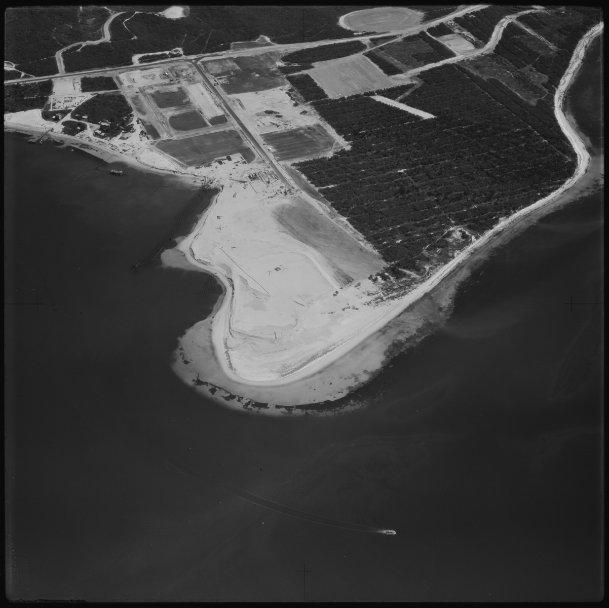 Aerial photographs of Point Peron and the causeway to Garden Island 6 ...
