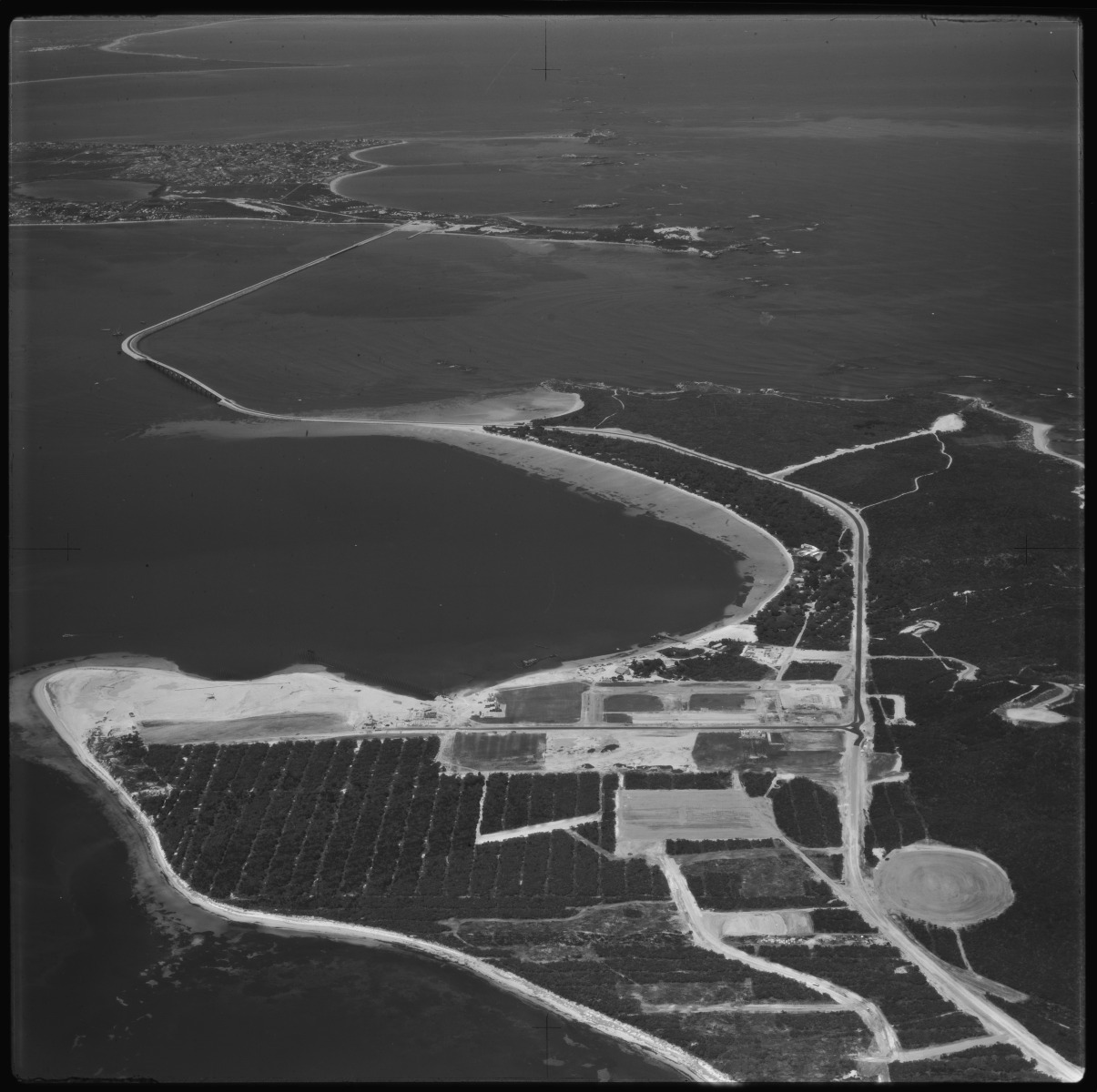 Aerial photographs of Point Peron and the causeway to Garden Island 6 ...