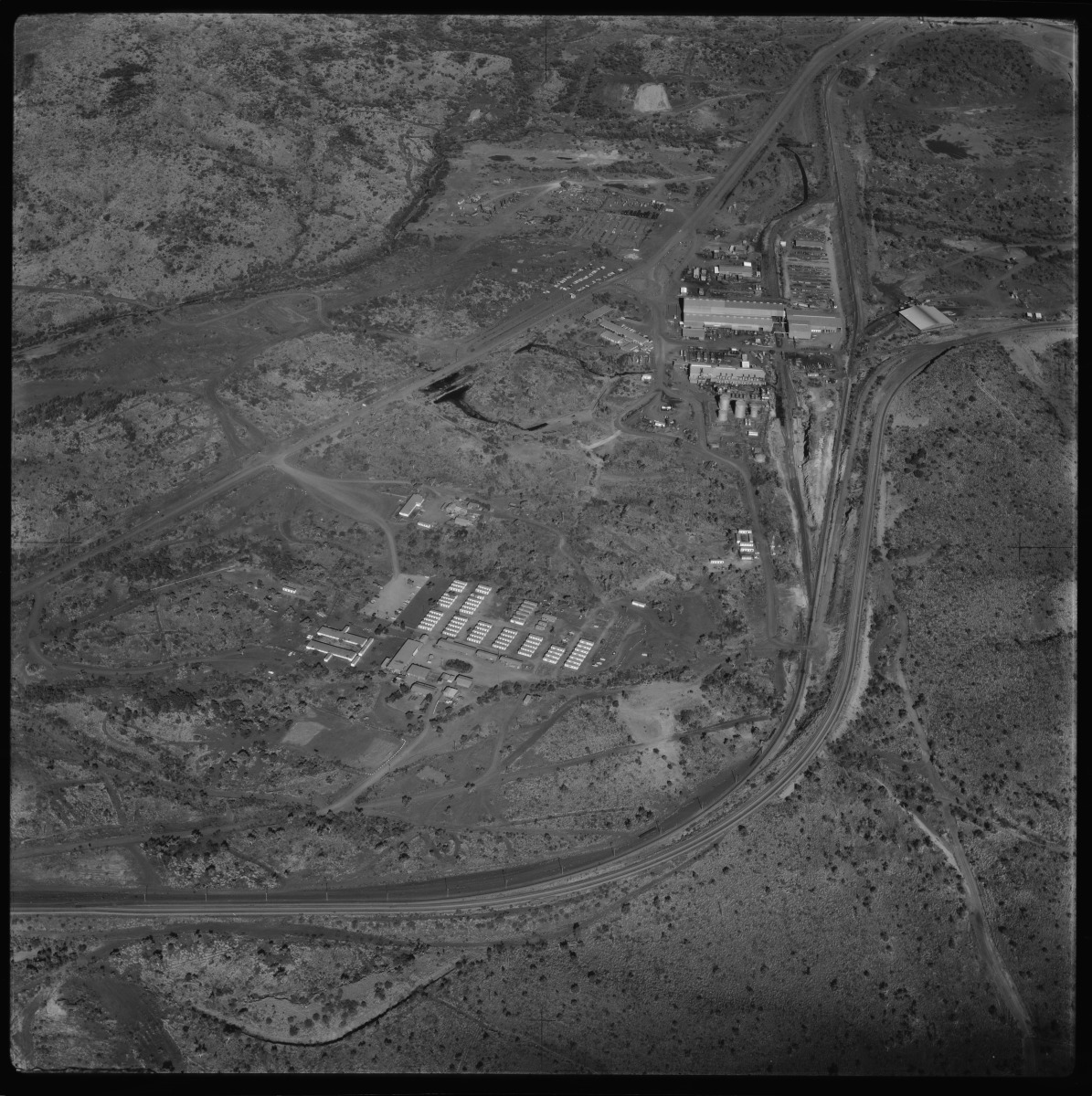 Aerial photographs of the iron mine at Mt Tom Price 5 June 1974 - JPG ...
