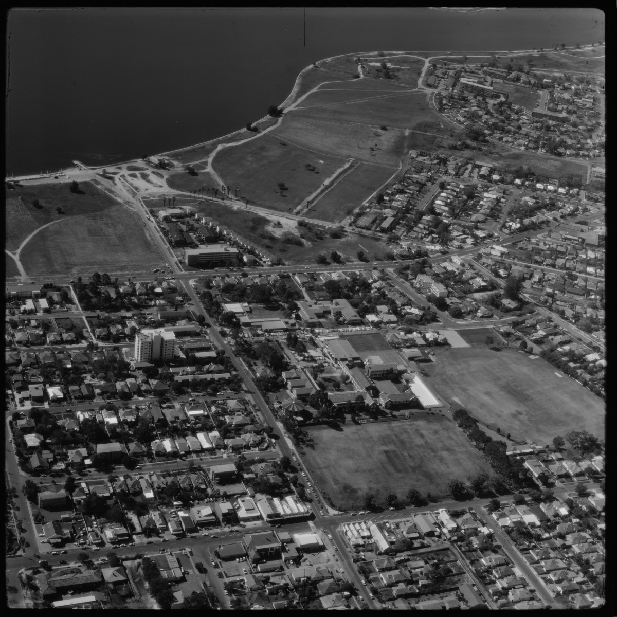 Aerial photographs of Wesley College South Perth 9 Sept. 1980 - JPG 395 ...