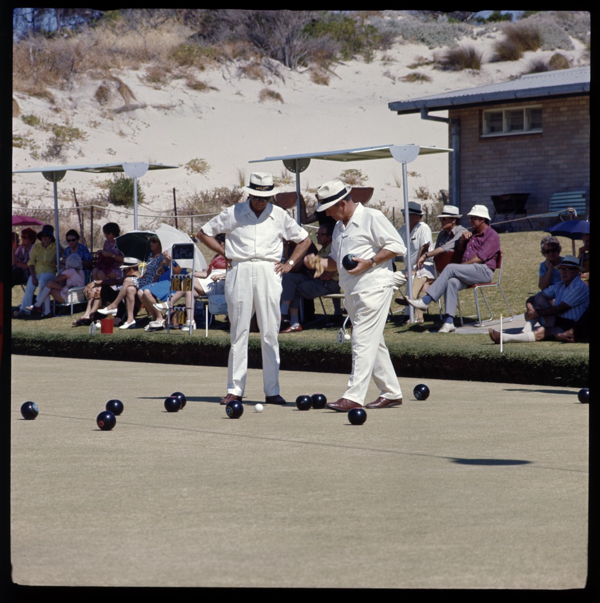 Swanbourne Bowling Club and Perth Bowling Club - JPG 329.8 KB