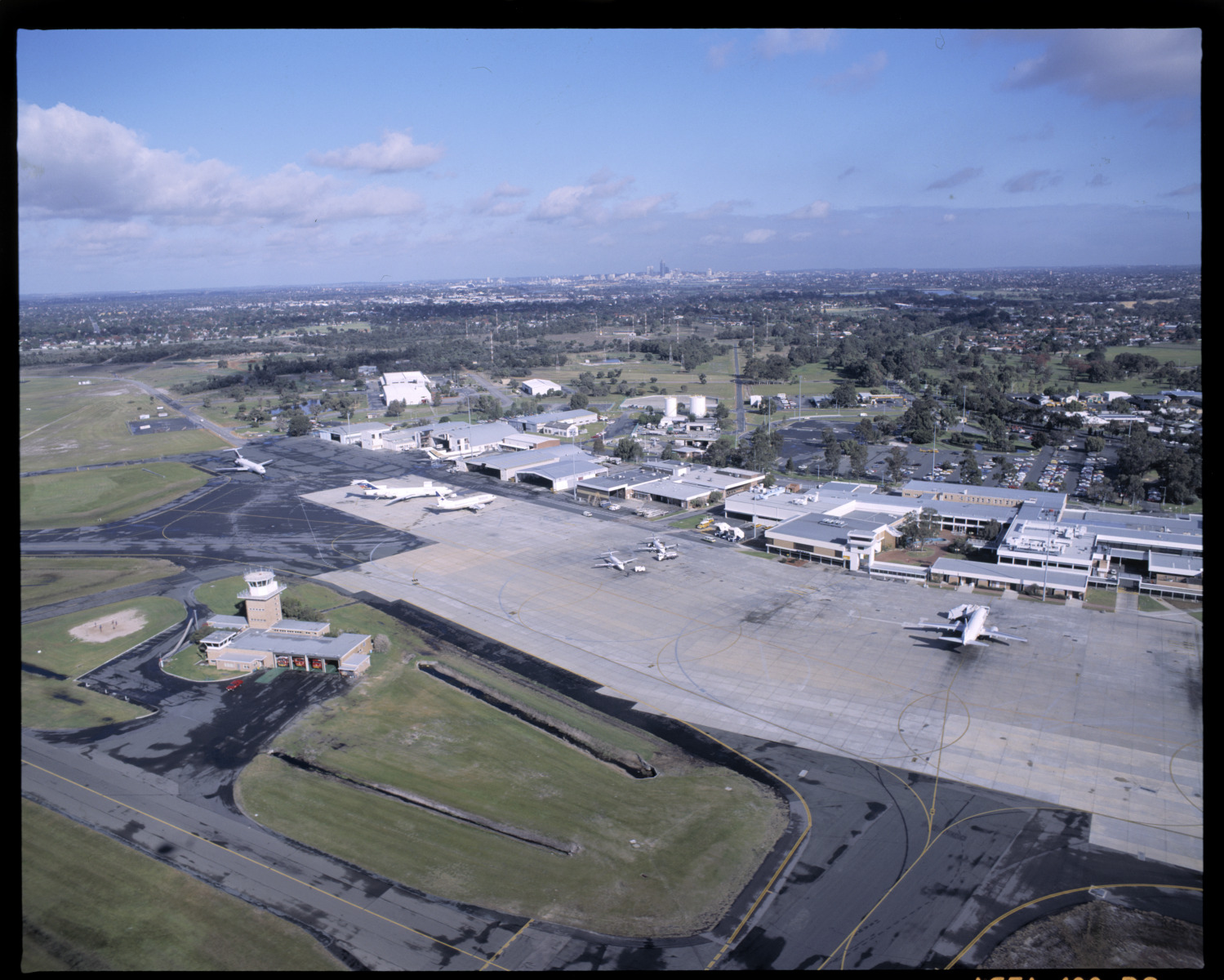 Aerial photograph of Perth Domestic Airport, 1987 - JPG 494.0 KB