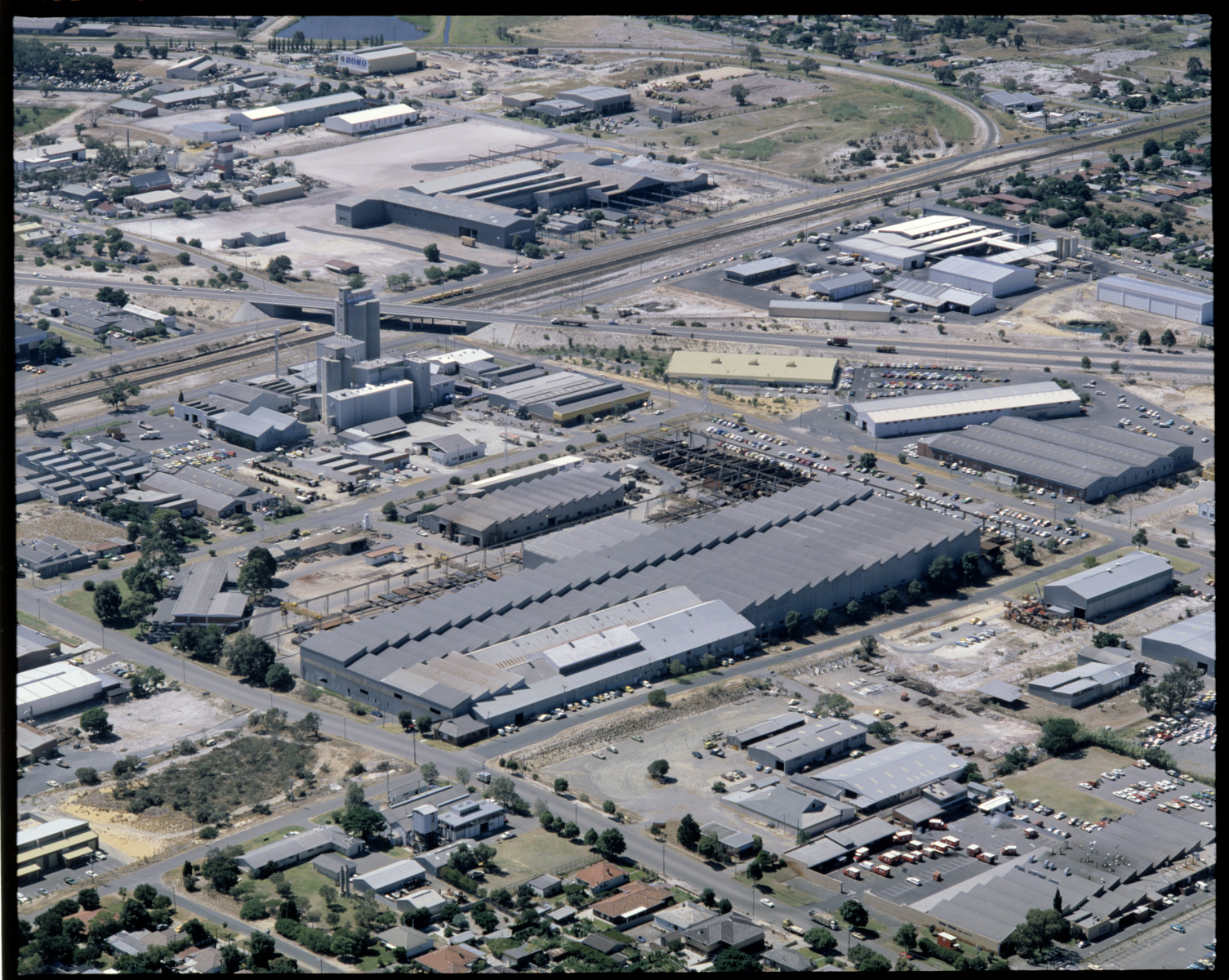 Aerial photograph of Welshpool industrial area - JPG 753.3 KB