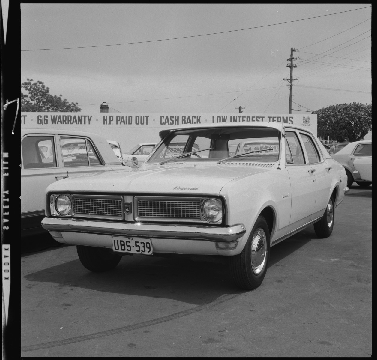 Arthur Daff Motors car yard - JPG 289.0 KB